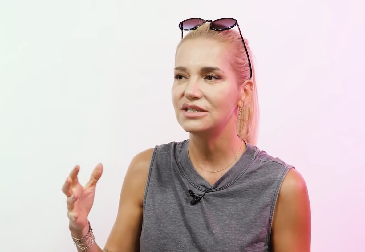 Násilí v domě Dary Rolins. Případem se nyní zabývá policie. Tohle se stalo