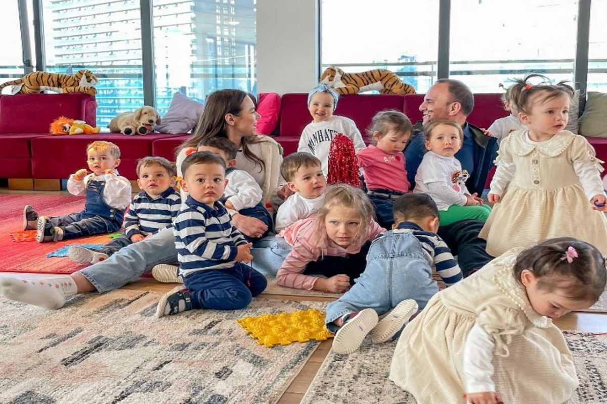 Rozhodli se, že chtějí mít co nejvíc dětí. Tohle je "supermáma", která ...